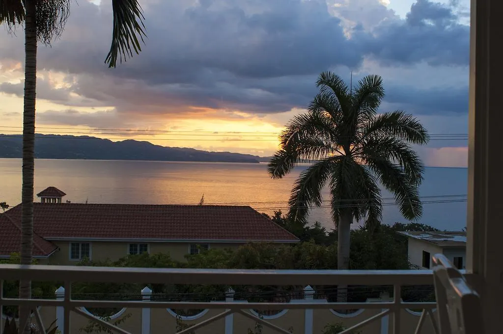 The 16 Best Hotels near Walter Fletcher Beach & Aquasol Theme Park in ...